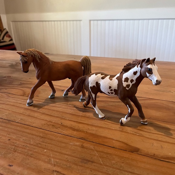 schleich | Toys | Schleich Retired Pinto And Palomino Tennessee Walker ...